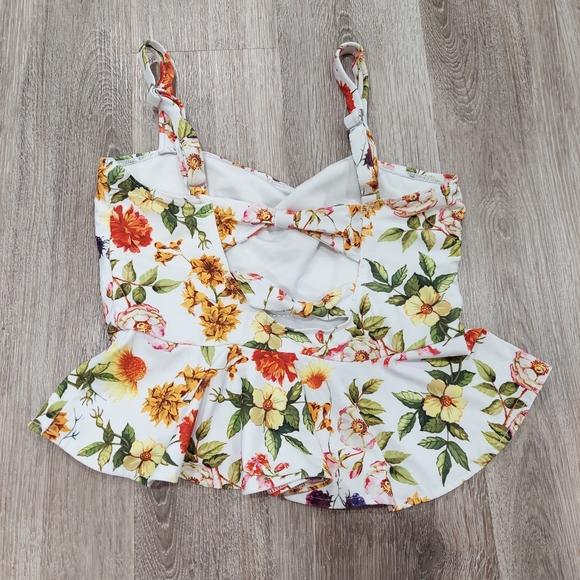 Janela Bay | Swim | Janela Bay White Floral Swim Top | Poshmark